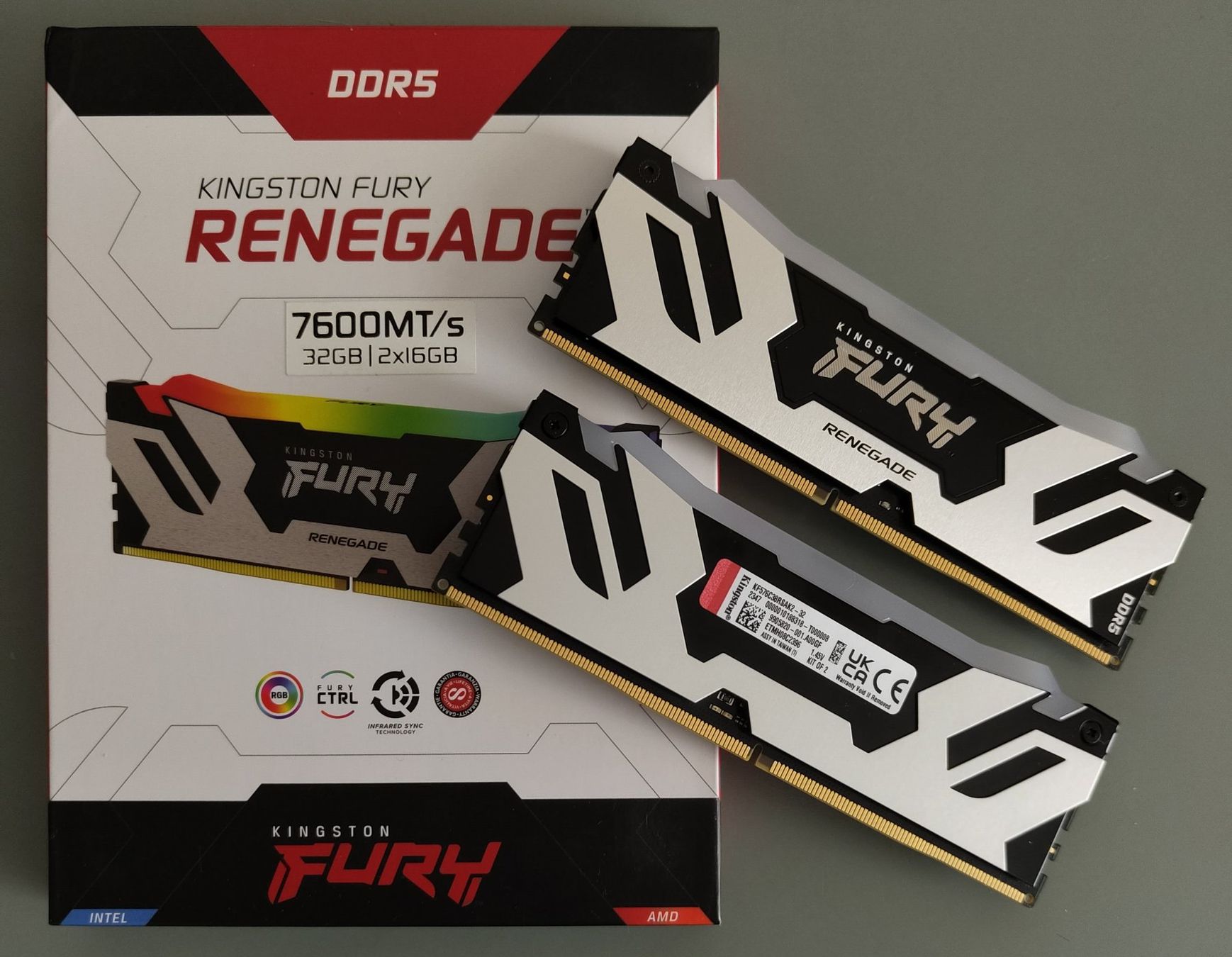 32GB, 2x16GB DDR5 7600MT/s Kingston Fury Renegade (Gebraucht) in ...