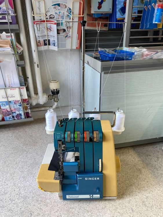 Overlock Nähmaschine Singer Professional, ab 1.- | Kaufen auf Ricardo
