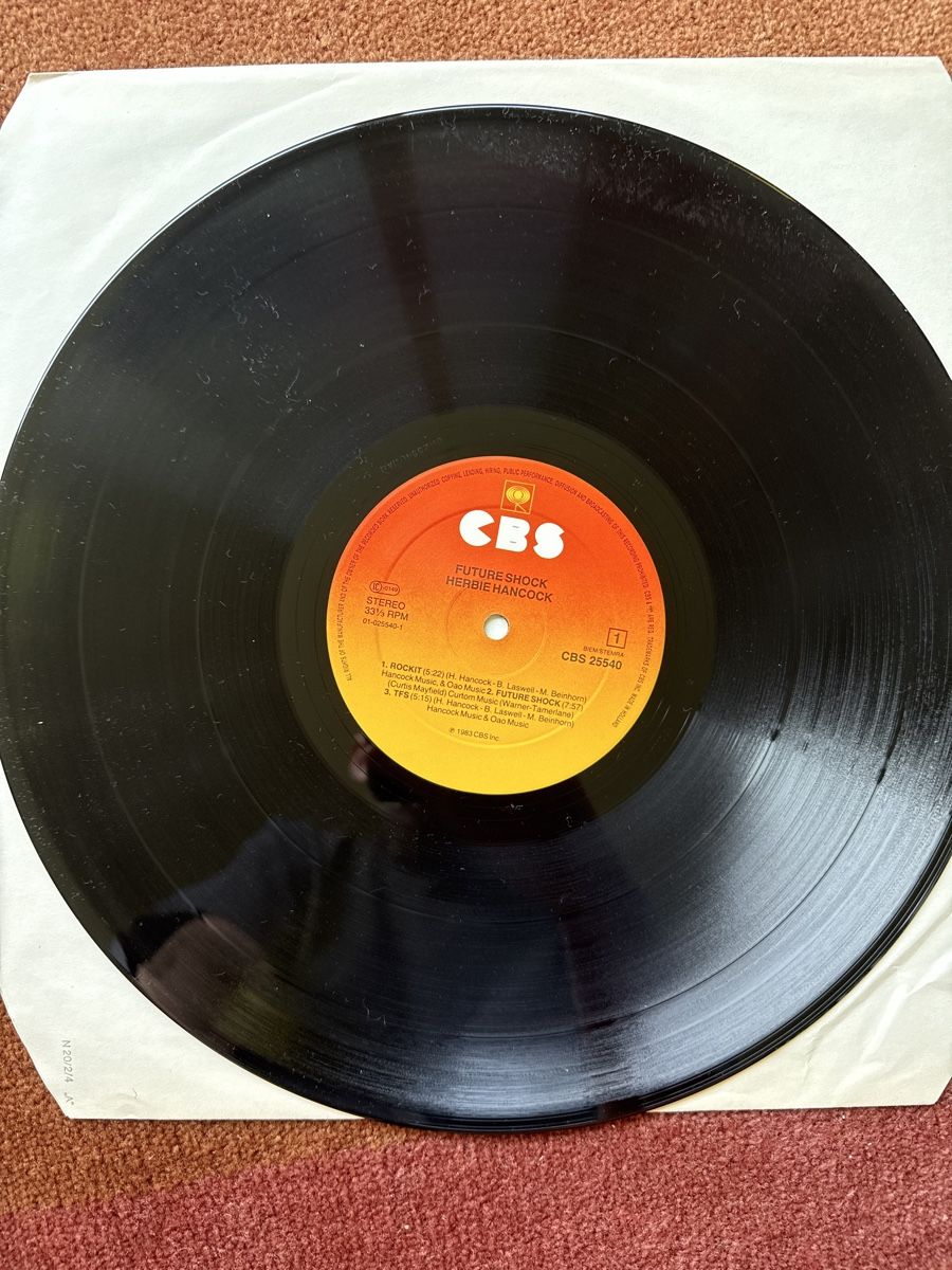Herbie Hancock - Future Shock LP 🎶🎧 (Gebraucht) in St-Légier-Chiésaz ...