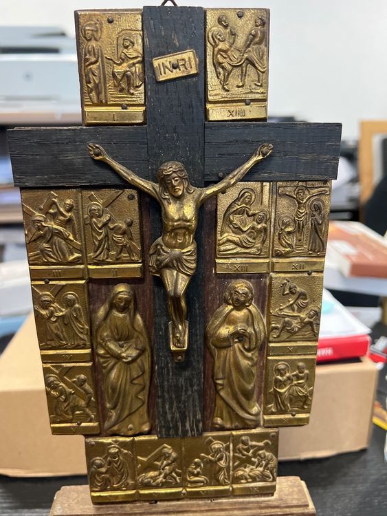 Antikes Kruzifix Kreuz Christi mit 14 Stationen(Q) (Gebraucht) in Rorschach für CHF 60 – mit ...