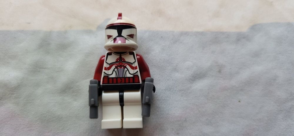 Lego Commander Fox aus dem Set 7681 (Gebraucht) in Zürich für CHF 125 ...