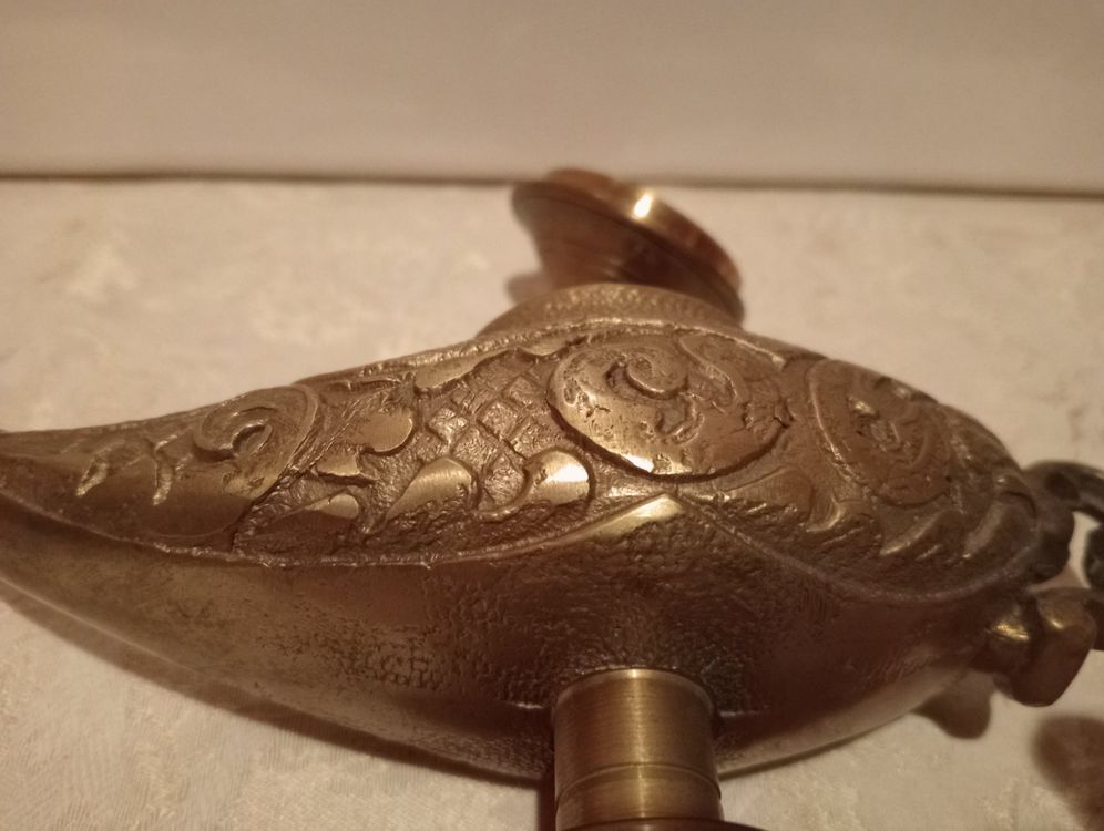 Messing Öl -Lampe Aladin Style 590 Gramm verziert Handarbeit | Kaufen auf Ricardo