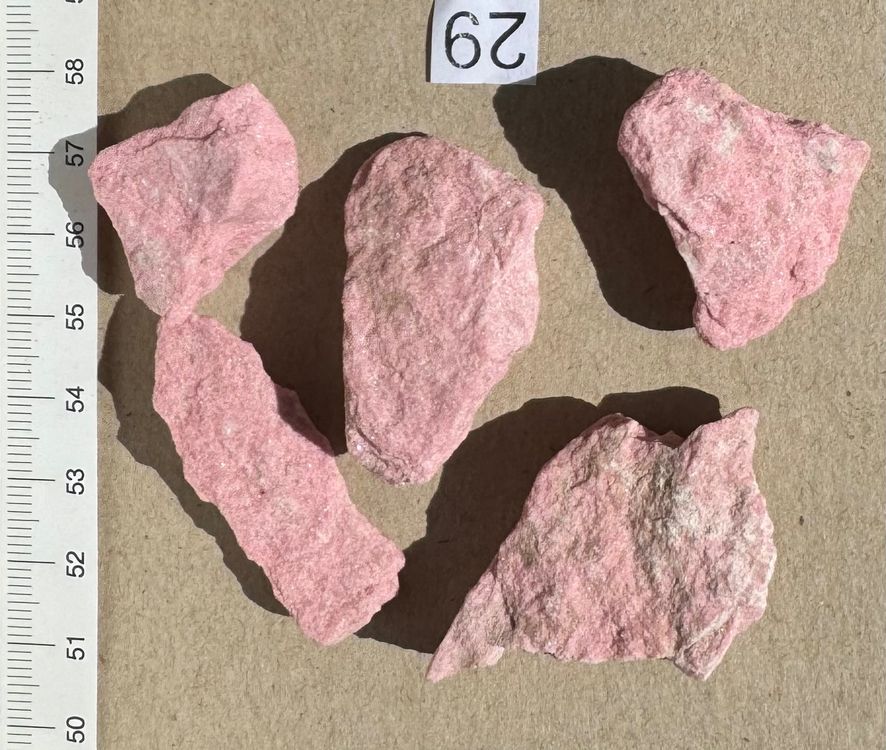 Thulit aus Norwegen echte Rohsteine unbehandelt natur (Neu und originalverpackt) in Leuggern für ...