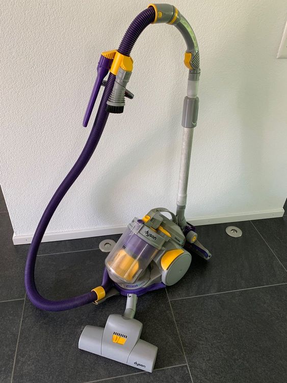 Dyson DC05 (Gebraucht) in Hottwil für CHF 80 – nur Abholung auf Ricardo ...