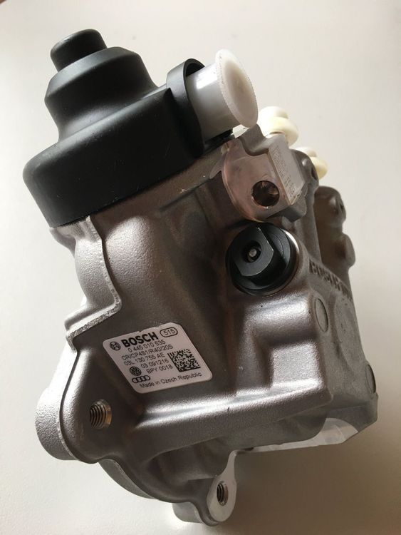 Hochdruckpumpe Neu 03L130755AE (Neu (gemäss Beschreibung)) in Kilchberg ...