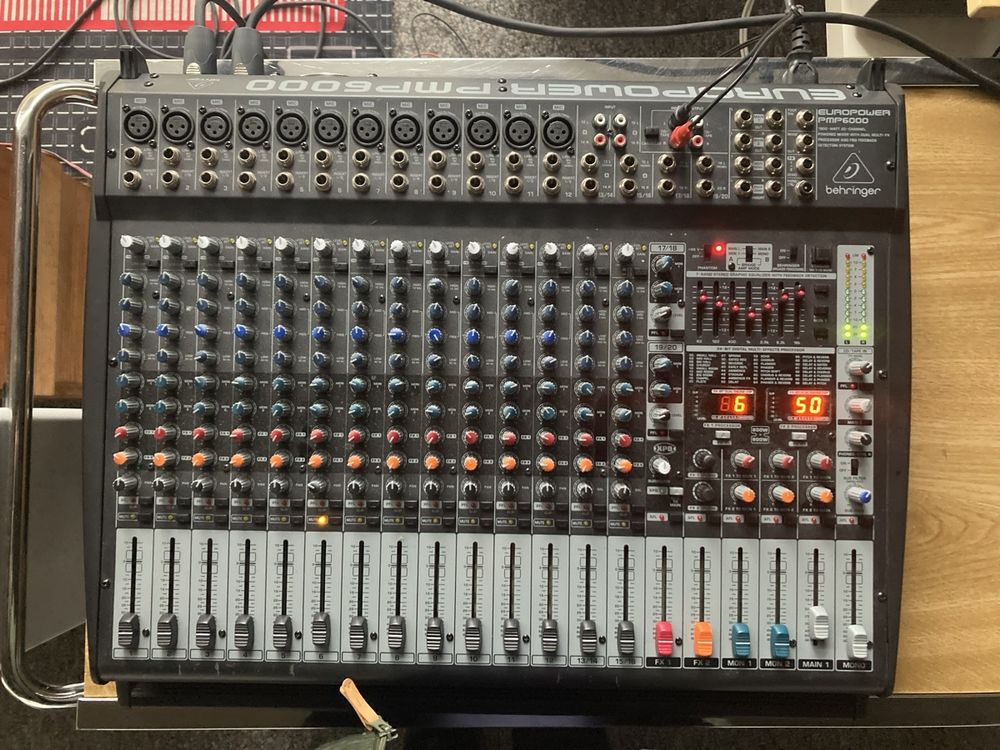 2x800 Watt Behringer Euromaster PMP 6000 Stereo Power Mixer (Gebraucht ...