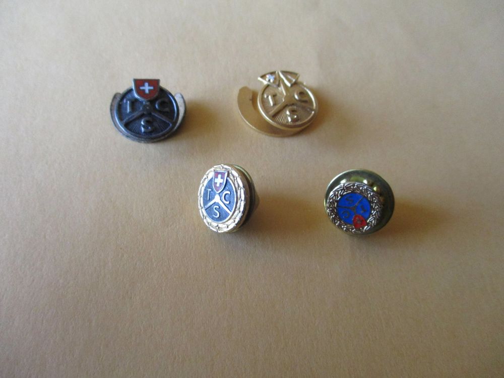 4 Vintage TCS Broschen Pins | Kaufen auf Ricardo