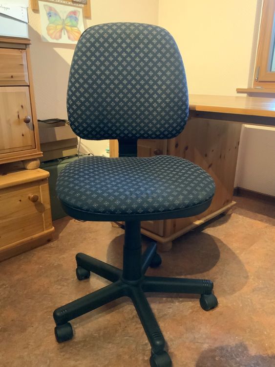 Chaise de bureau (Gebraucht) in La Neuveville für CHF 40 – nur Abholung auf Ricardo kaufen