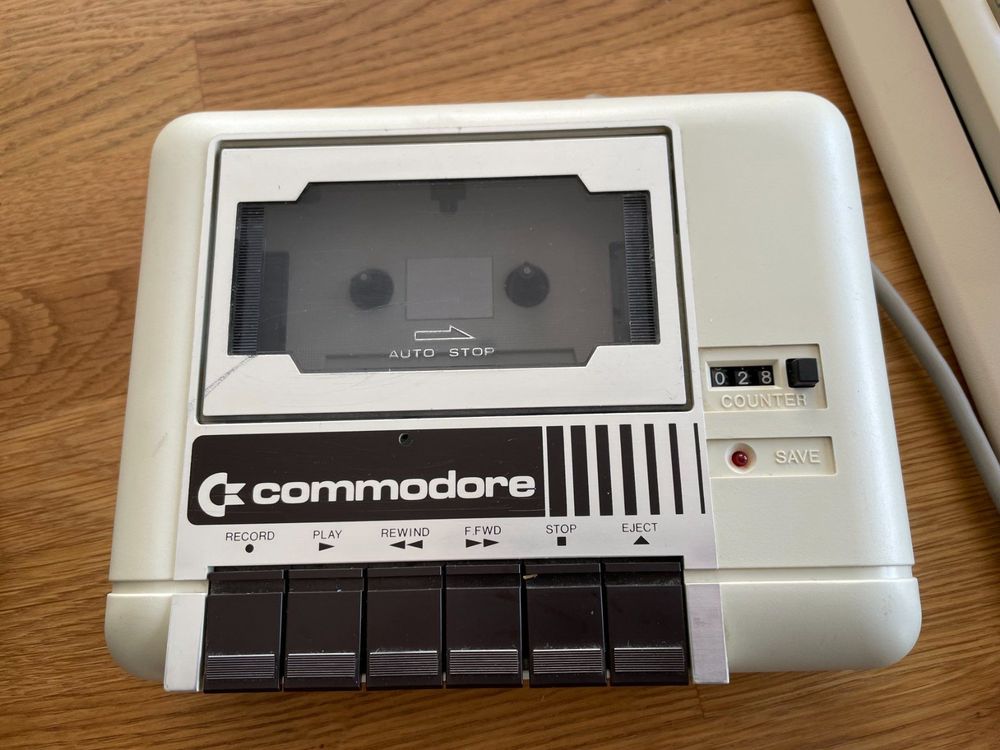 Commodore Datenkassetten Recorder (Gebraucht) in Niederweningen für CHF ...