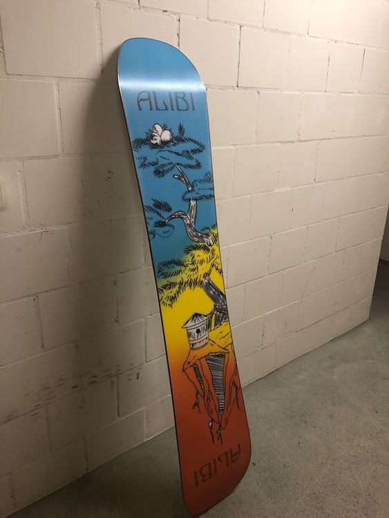 Alibi Snowboard Surreal 157W - wie neu | Kaufen auf Ricardo