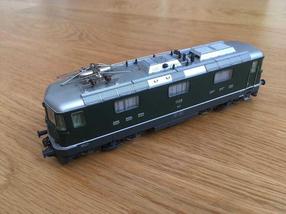 Roco 63840 SBB CFF FFS Re 4/4 II 11128 H0 ELok (Gebraucht) in Basel für CHF 215.9 – mit ...