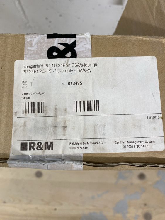 Rangierfeld R&M PC 1U 24Port C6A/s-leer-gu, neuwertig (Neu und originalverpackt) in Boniswil für ...