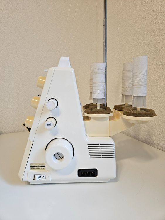 Overlock Nähmaschine (Bernette® for BERNINA® FunLock 007D) (Gebraucht ...