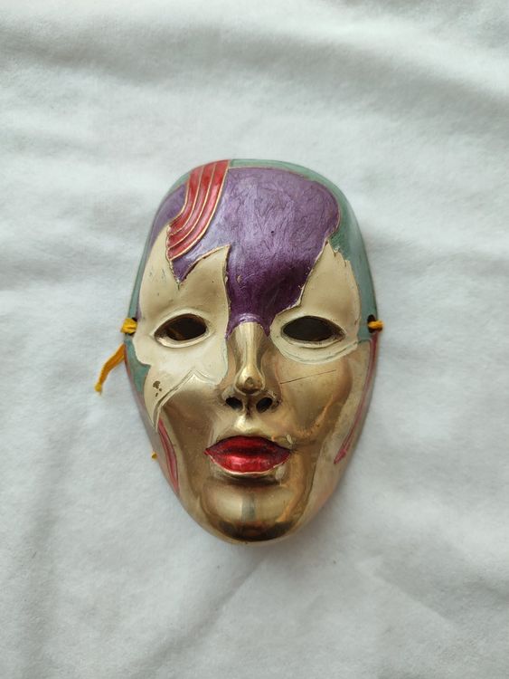 Maschera veneziana in bronzo (Gebraucht) in Ludiano für CHF 7 – mit ...