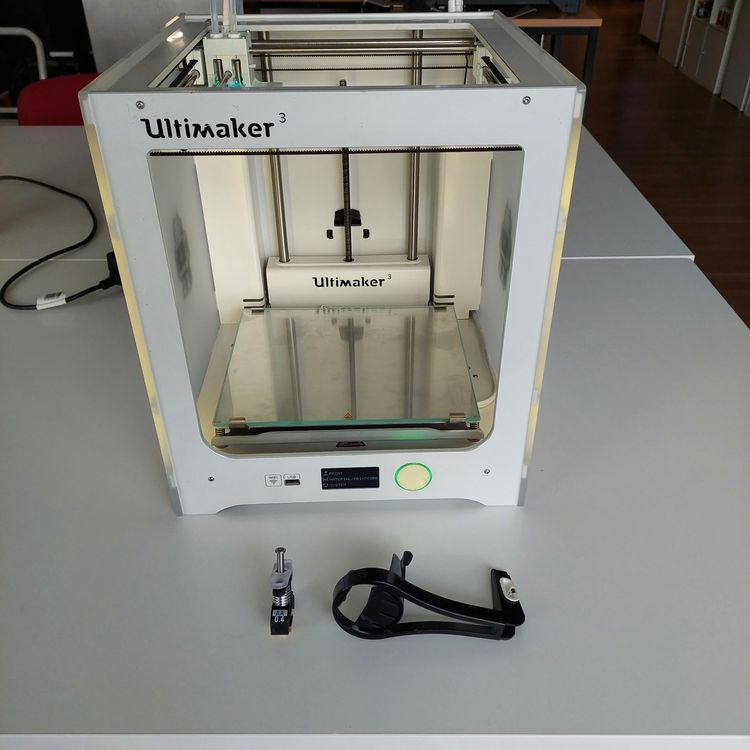 Ultimaker 3 Dual Extrusion 3D Drucker wiederaufbereitet (Gebraucht) in ...