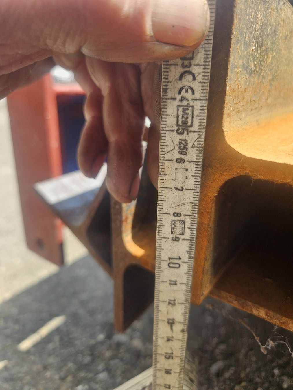 Stahlträger HEB 100 6m. 4Stk (Neu (gemäss Beschreibung)) in Bauma für ...