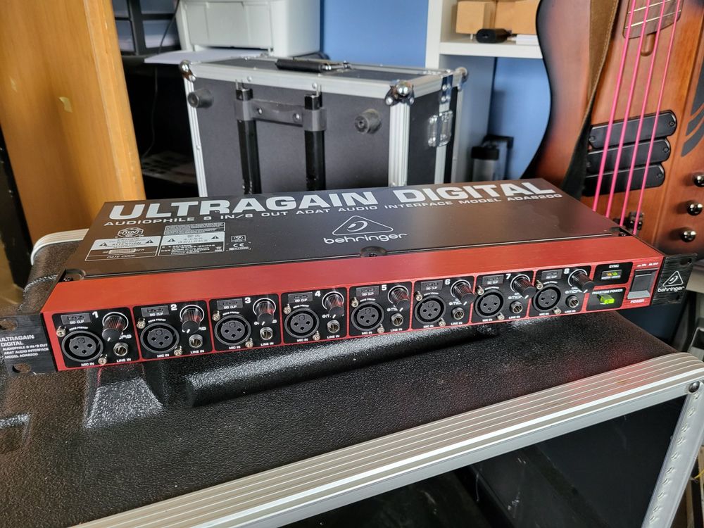 Behringer Ultragain Digital ADA8200 (Gebraucht) in Spiez für CHF 90 ...