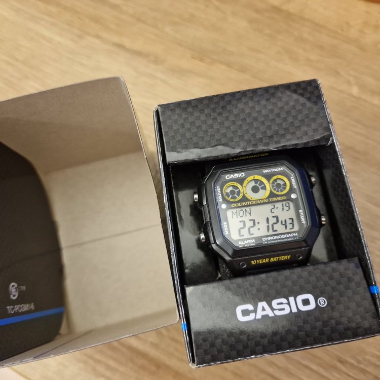 Montre CASIO Collection Digital AE-1300WH-1AV (Gebraucht) in Yverdon ...