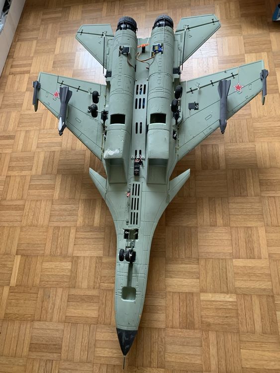 SU-34 Freewing (Defekt) in Watt für CHF 50 – nur Abholung auf Ricardo ...
