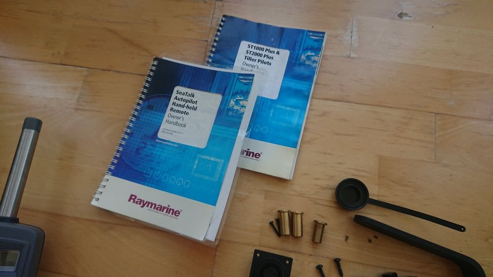 Pinnenpilot Raymarine ST1000+ Autopilot (Gebraucht) in Zürich für CHF ...