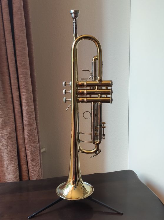Bach B-Trompete Stradivarius Model 43 (Gebraucht) in Basel für CHF 620 – nur Abholung auf ...