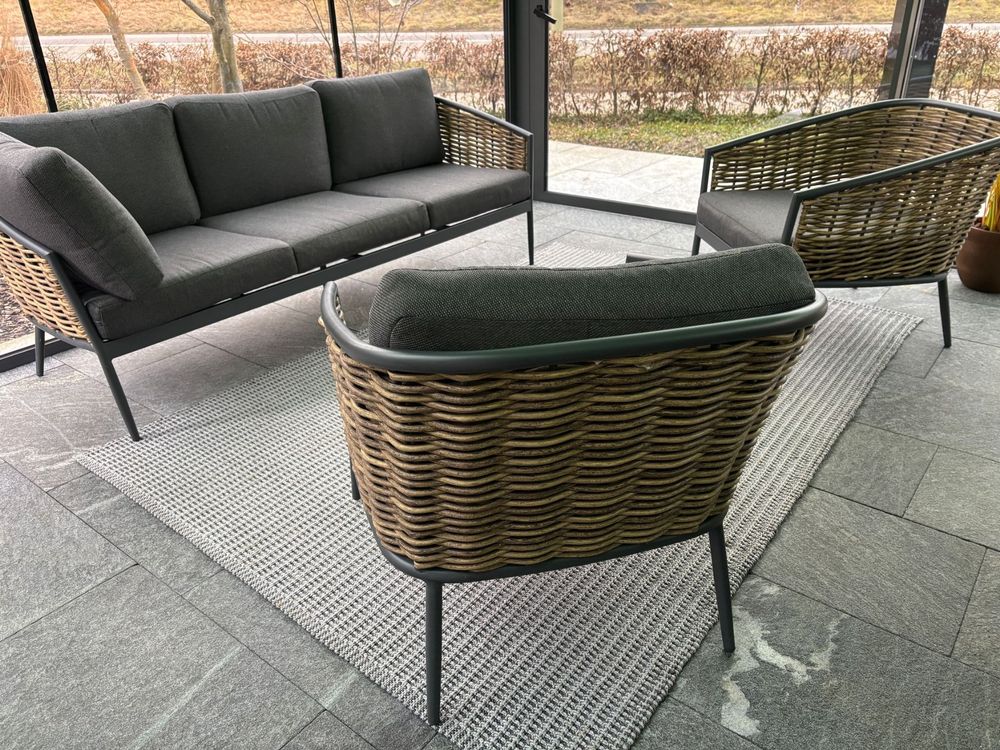 Das 3-teilige Lounge-Set Maribela in Anthrazit ist mit seine (Gebraucht ...