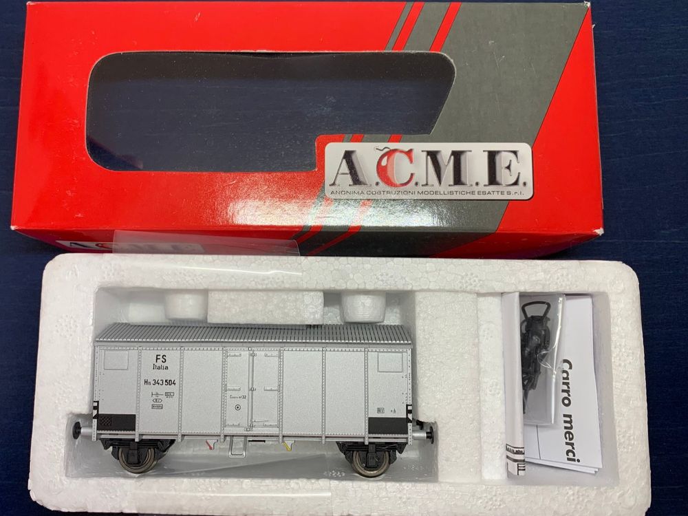 FS ITALIA wagon isotherme /réfrigérant à toit pointu strié (Neu und ...