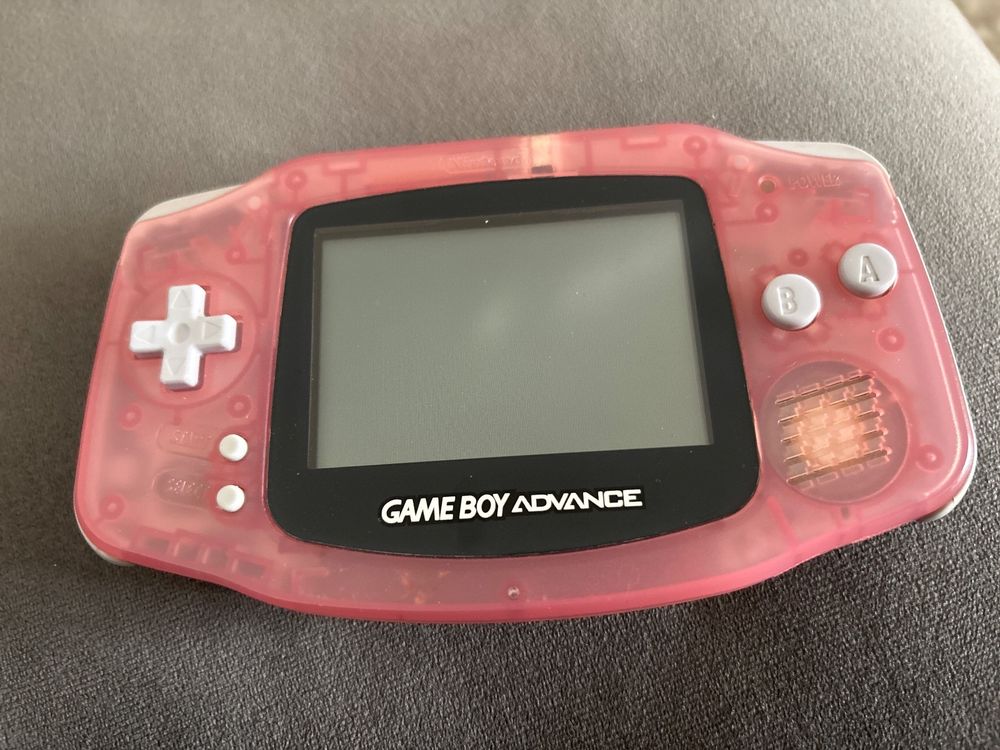 GAME BOY advance rosé (Gebraucht) in Küsnacht ZH für CHF 41 – mit ...