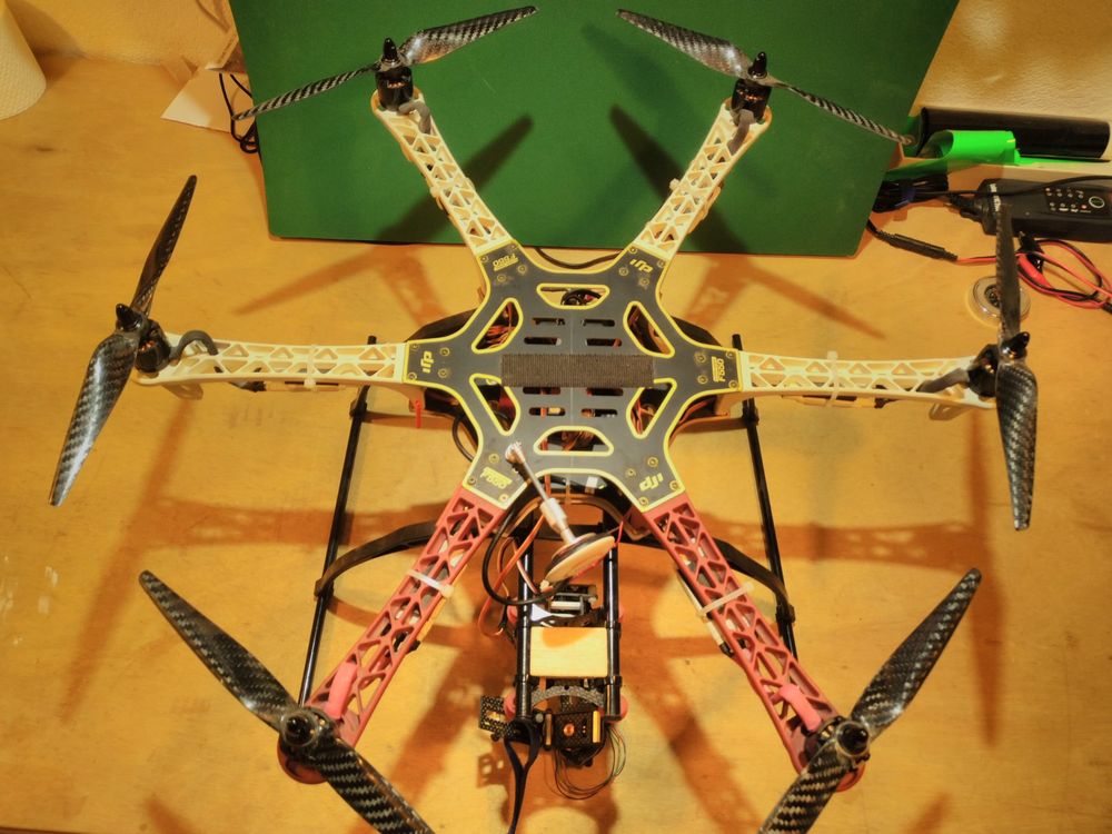 DJI F550 Hexacopter Drohne (Gebraucht) in Frauenfeld für CHF 100 – mit ...