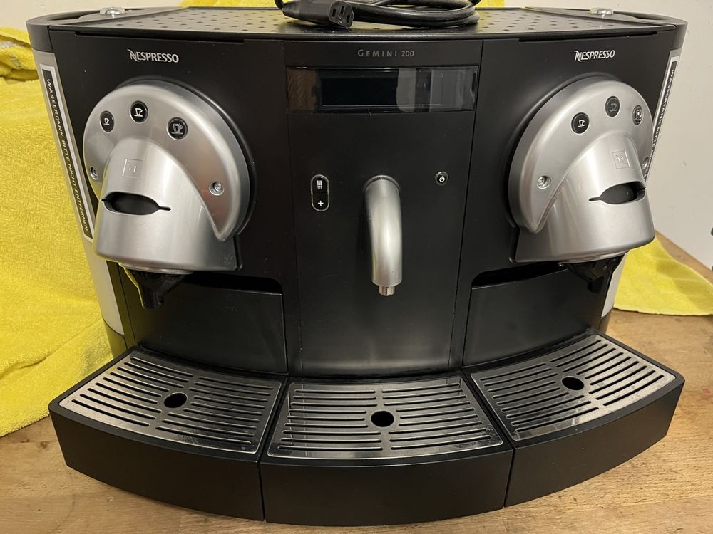 Nespresso Professional Gemini CS 203 (Defekt) in Lostorf für CHF 38 ...