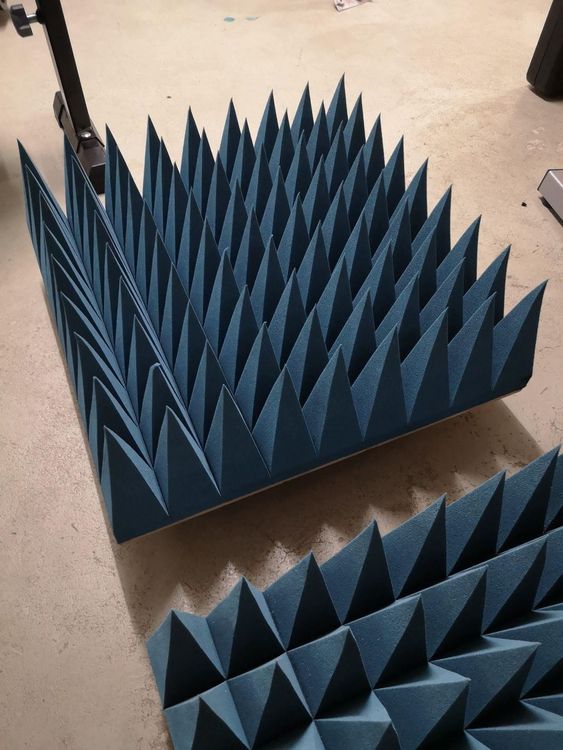 HF-/Akkustik-Absorber aus Radarlabor (Gebraucht) in Wetzikon ZH für CHF ...