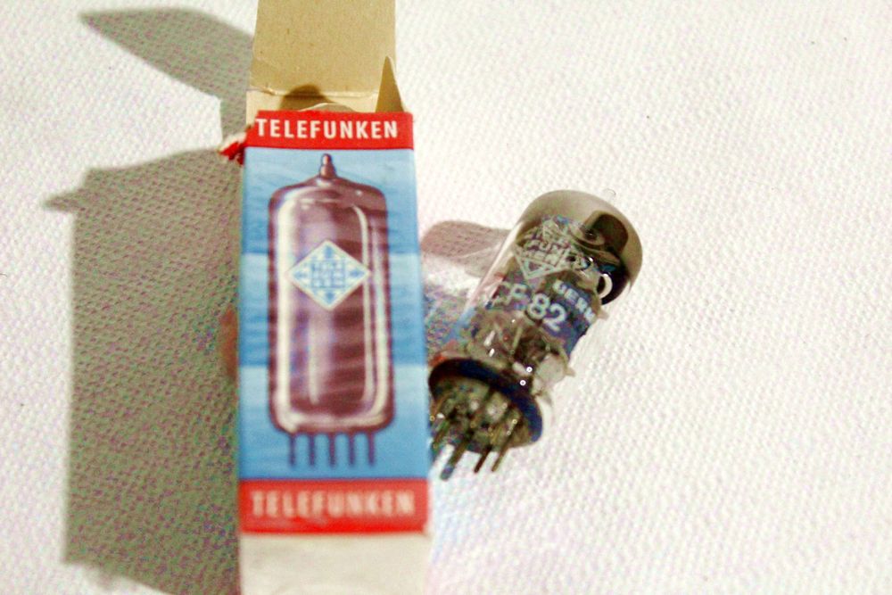 TELEFUNKEN ECF 82 Vacuum-Tube, ausgemessen & getestet (Gebraucht) in ...
