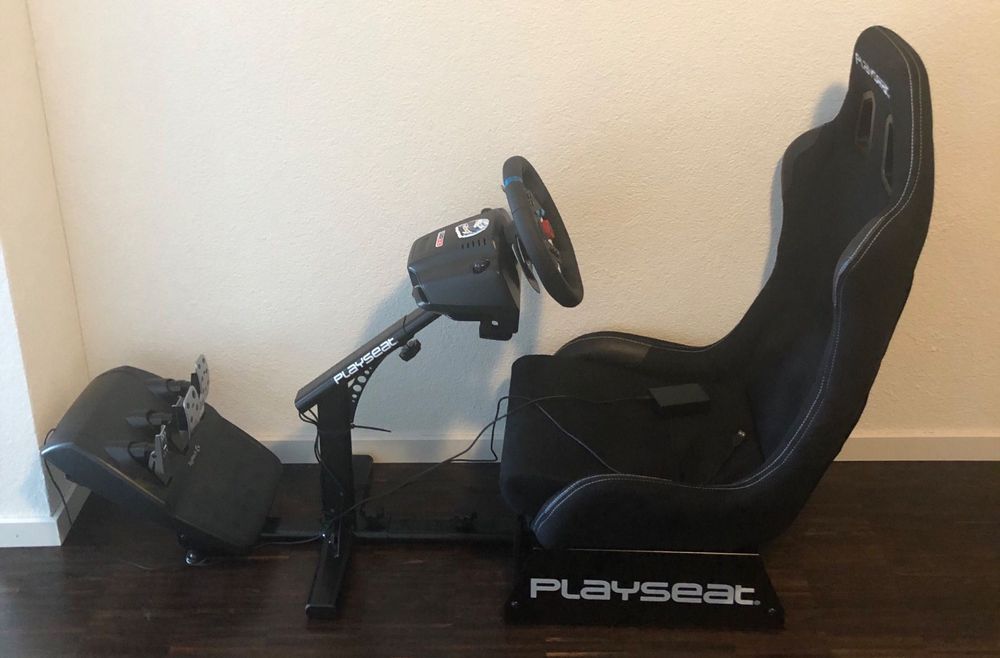 Logitech G29 und Playseat Evolution Alc. (Gebraucht) in Thusis für CHF ...