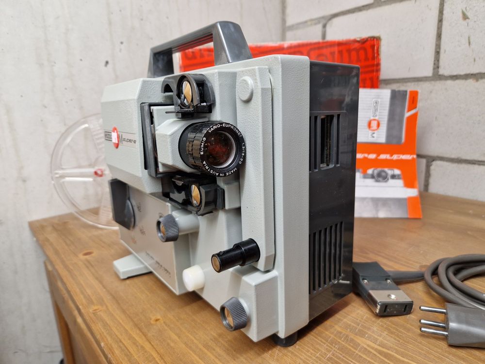 EUMIG SUPER 8 Filmprojektor | Kaufen auf Ricardo