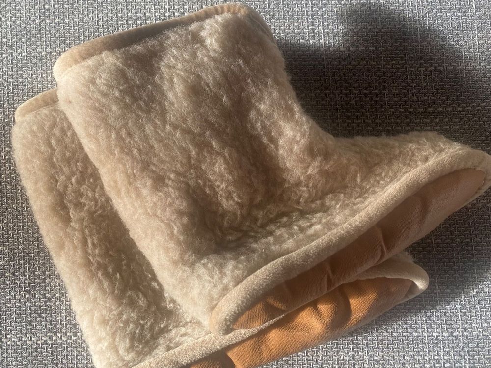 Pelzstiefel synth. für warme Füsse zuhause.Schuhgrösse 36-38 (Gebraucht ...