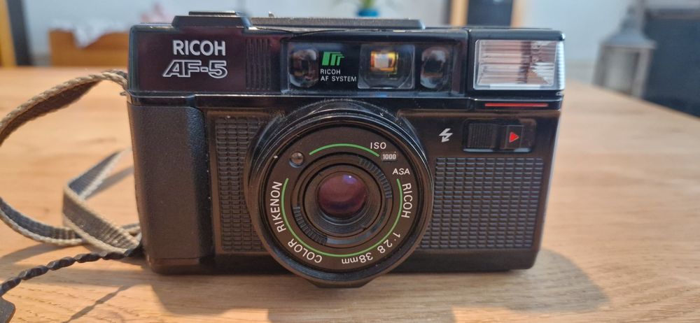 Ricoh AF-5 35mm Kleinbildkamera für Kenner! (Gebraucht) in Zürich für ...