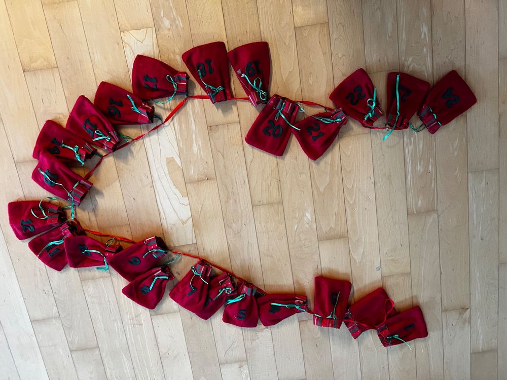 Adventskalender (Gebraucht) in Weiach für CHF 1 – mit Lieferung auf ...