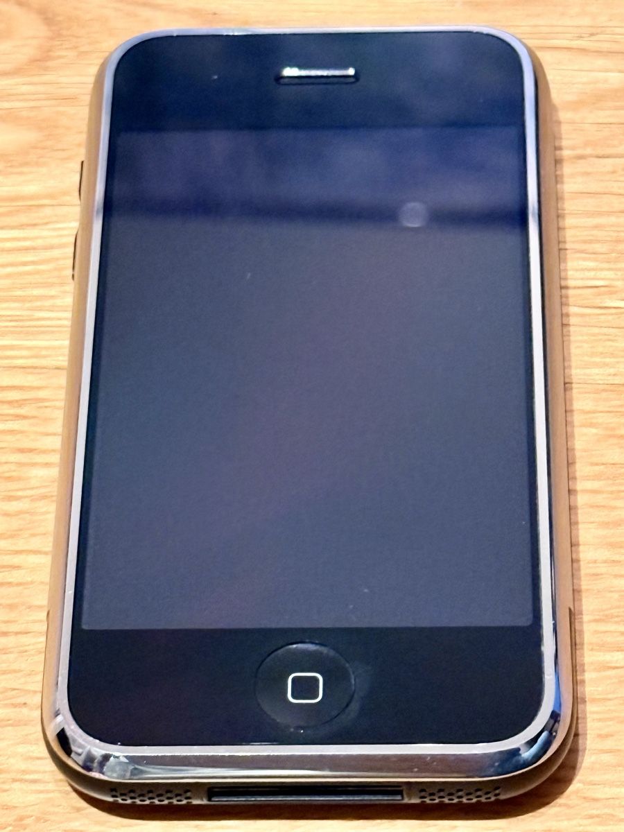 Apple iPhone 2G – 1. Generation – 8GB – Sammlerstück (Neu (gemäss ...