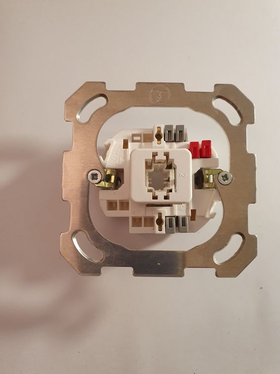 UP-Schalter Sch3 Weiss Feller Standart (Gebraucht) in Zürich für CHF 5 – mit Lieferung auf ...