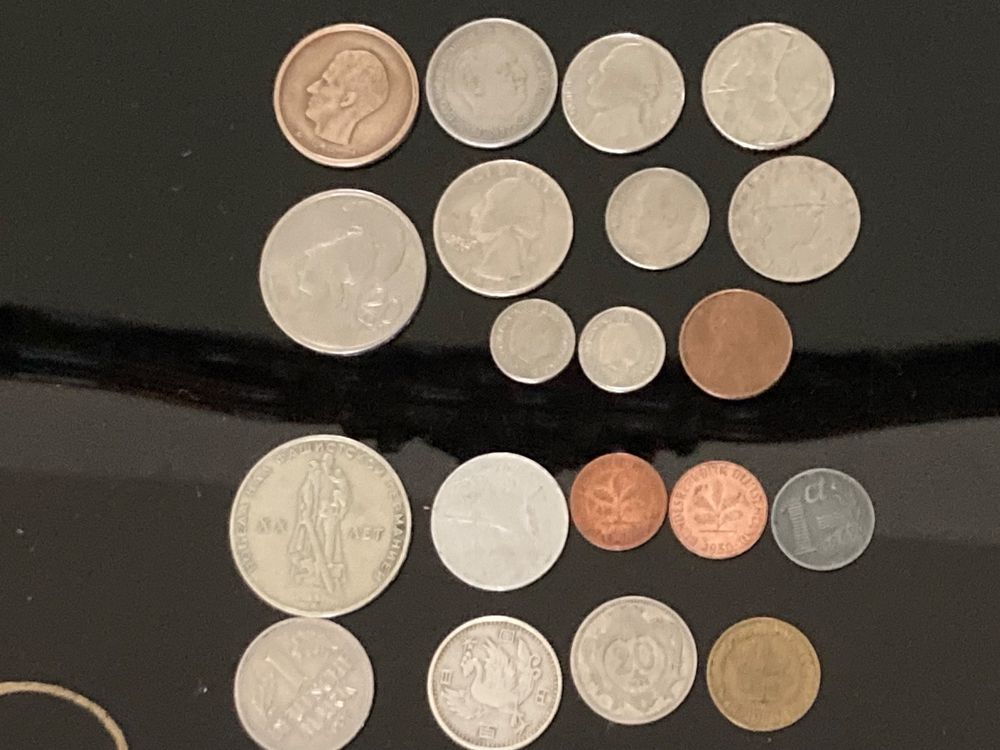 Lot monnaies différentes pays (D'occasion) à Marly pour CHF 1 – avec ...