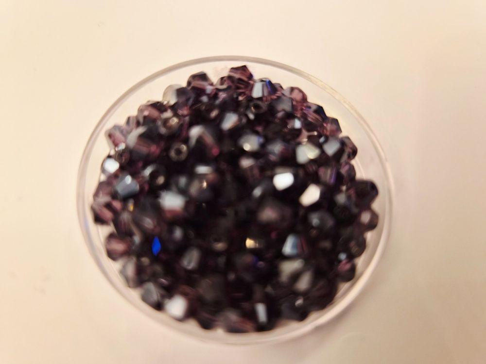 Glasschliffperlen 4mm 135stk nr333 (Neu und originalverpackt) in ...