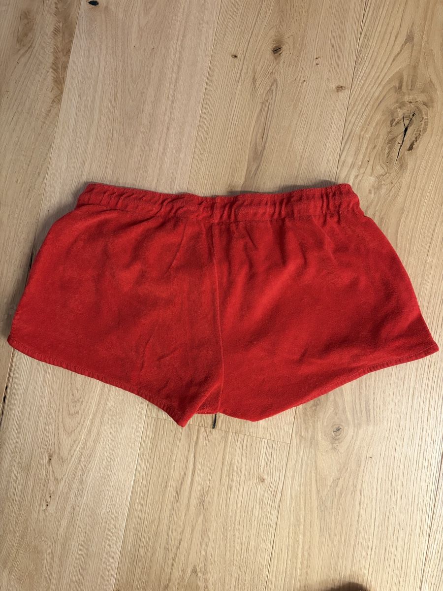 Disney Mickey Mouse Shorts, M, Rot, Top Zustand (Gebraucht) in St ...