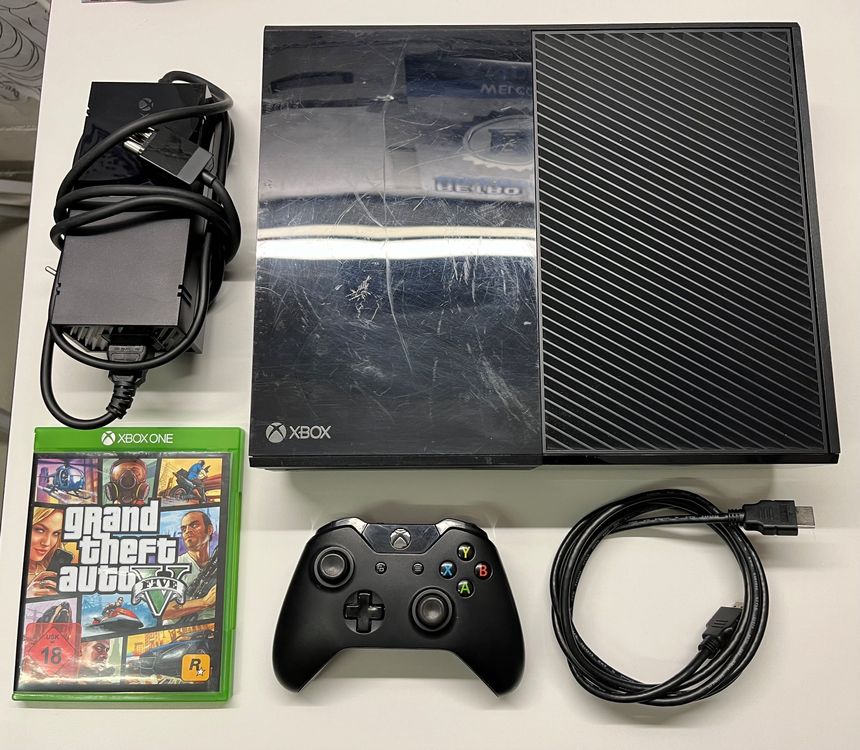 Xbox One Konsole mit Controller, Kabeln und GTA 5 Spiel | Kaufen auf ...