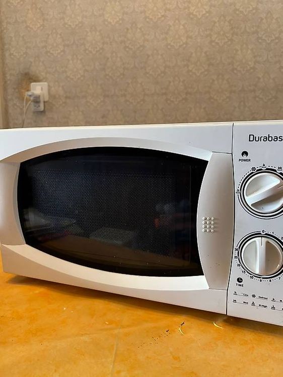 Micro ondes (Gebraucht) in Genève für CHF 15 – nur Abholung auf Ricardo ...