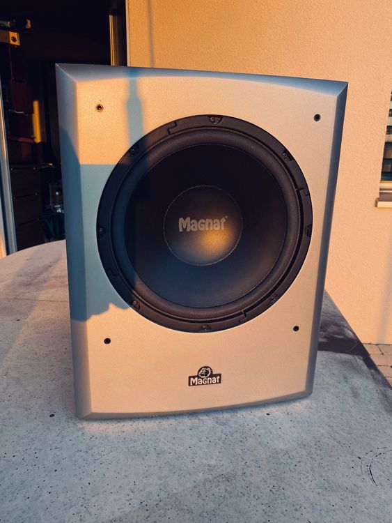MAGNAT Subwoofer Vector needle sub 25A (Gebraucht) in Hünenberg für CHF ...