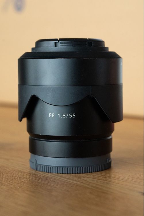 Sony FE Zeiss 55 1.8 (Gebraucht) in Sennwald für CHF 299 – mit ...