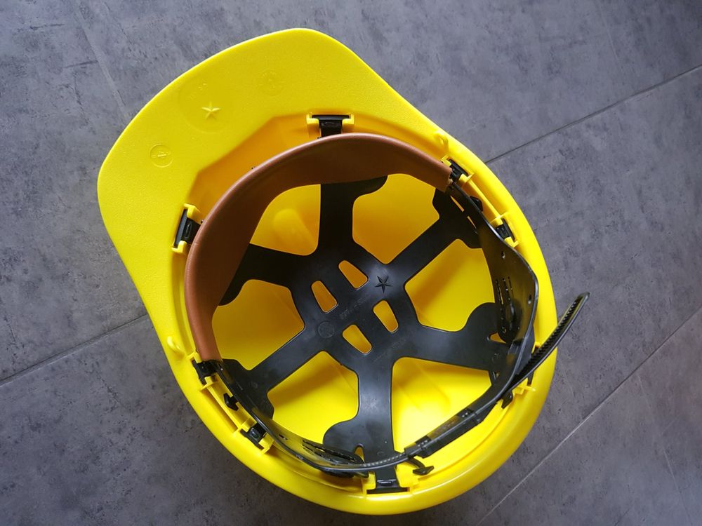 Bauhelm | Kaufen auf Ricardo