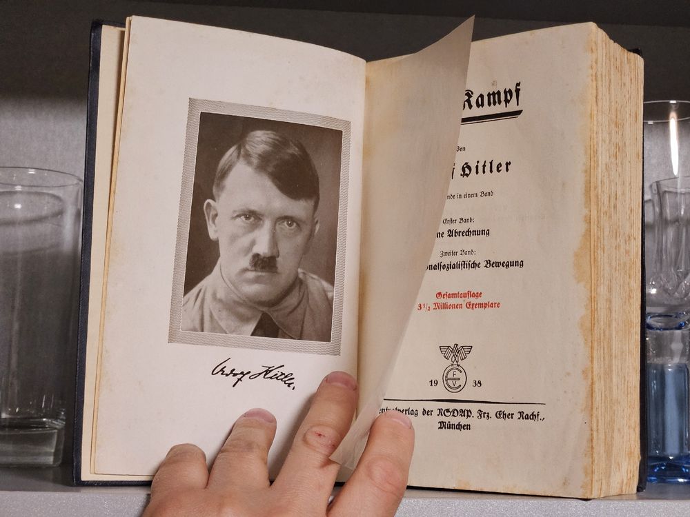 Dated Adolf Hitler’s Mein Kampf 1938 (Gebraucht) in Jona für CHF 150 – mit Lieferung auf Ricardo ...