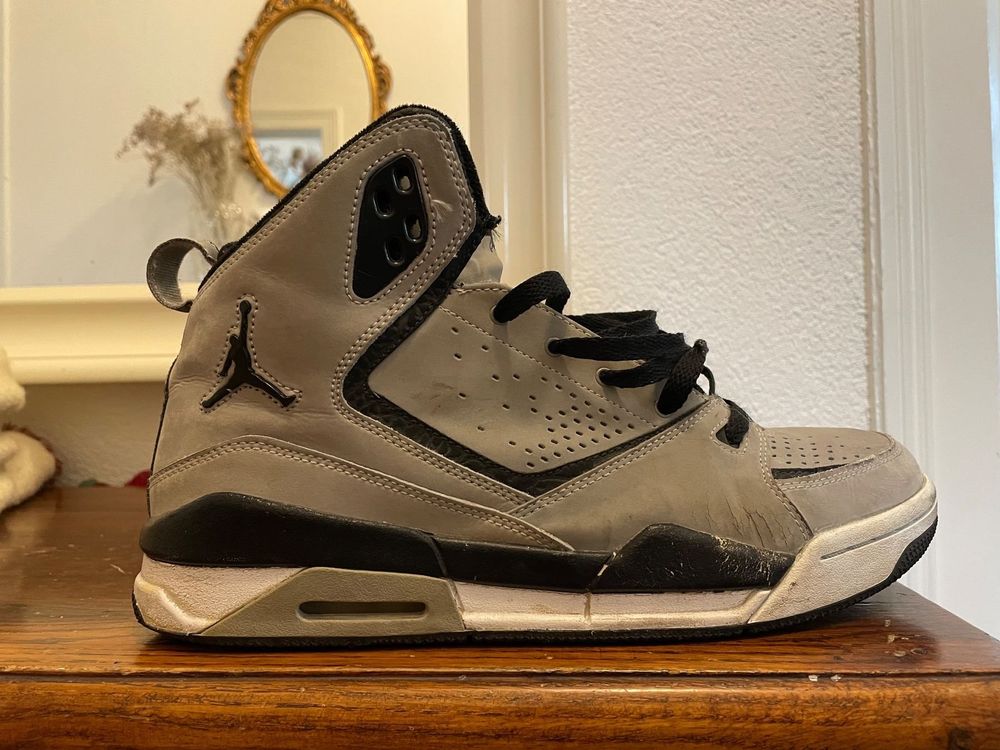 Nike Jordan Flight Grey (Gebraucht) in Grosshöchstetten für CHF 42 ...
