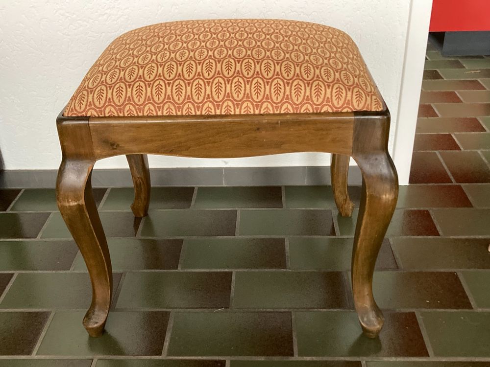 antiker Hocker | Kaufen auf Ricardo